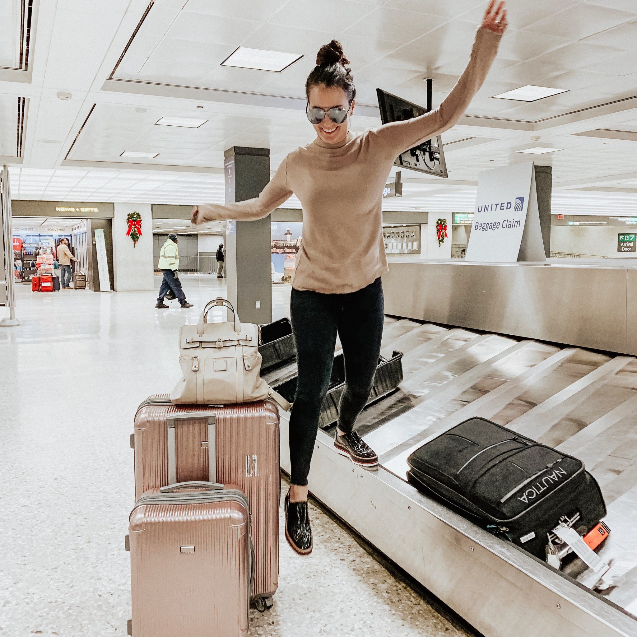 My Top Travel Necessities!!